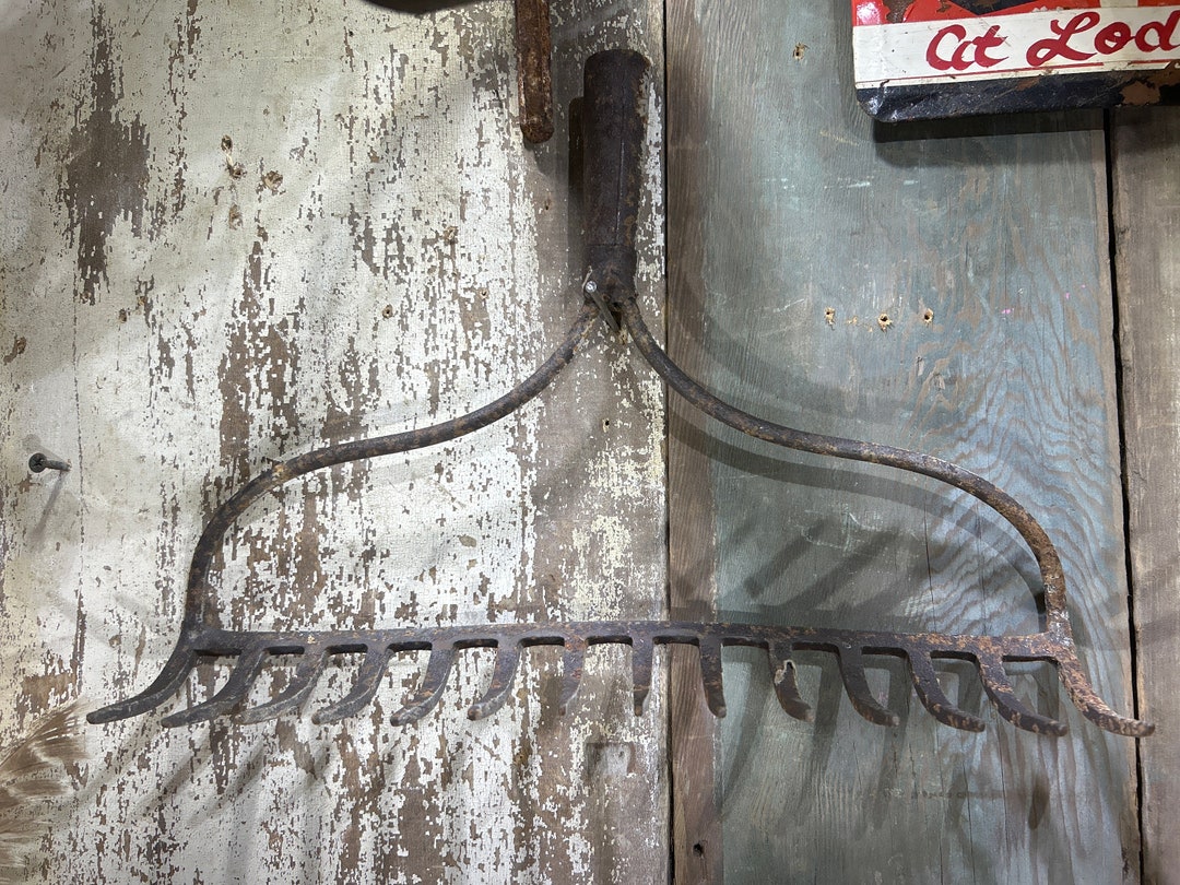 Salvage Rustic Garden Rake Head Garden Wall Art / Farm, Hanger - Etsy
