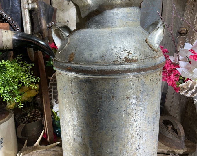 Vintage 10 Gallon Milk Can Syrup Bucket.... Farm Salvage. Garden ...