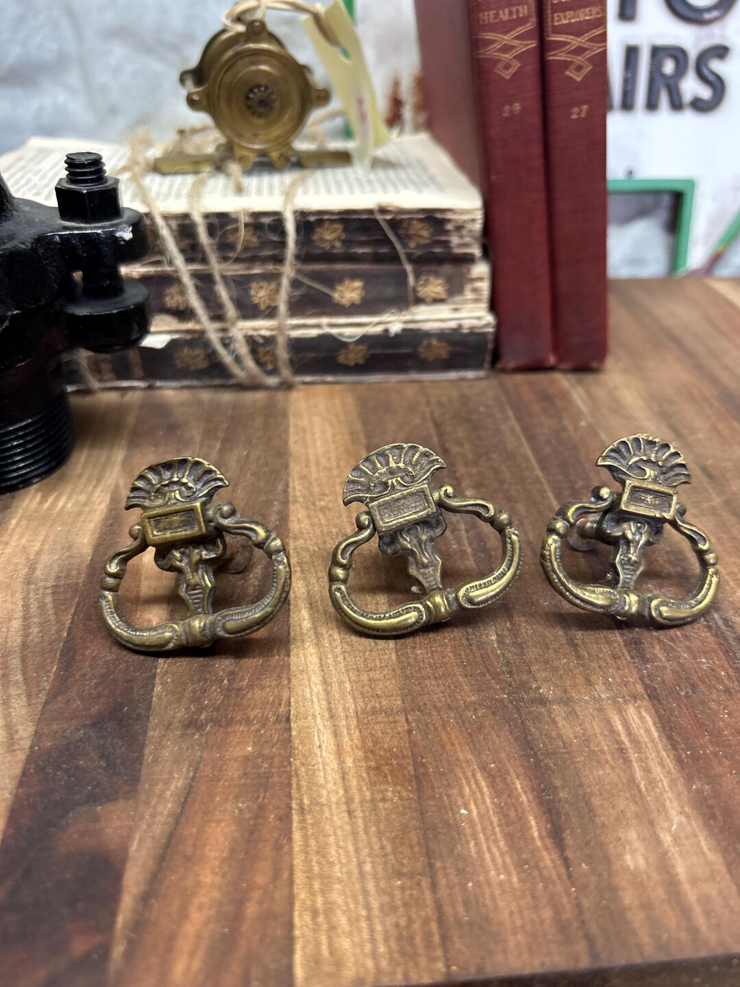 Victorian Cabinet Pulls Handles 3 Knobs 1800’s, Brass - Etsy