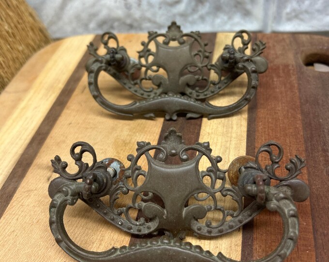 2 Victorian Metal Cabinet Pull Handles, Bail Pulls , Drop Pulls - Etsy