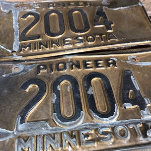 Vintage License Plates, Minnesota Pioneer 2004 - Etsy
