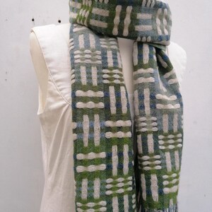 A Beautiful Warm, Light and Lofty Handwoven Scarf in 100% Lambswool ...