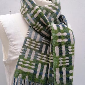 A Beautiful Warm, Light and Lofty Handwoven Scarf in 100% Lambswool ...