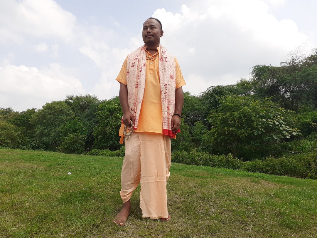 Indian Vedic Robes,hare Krishna Robe,indian Ethnic Attair,iskon Temple ...