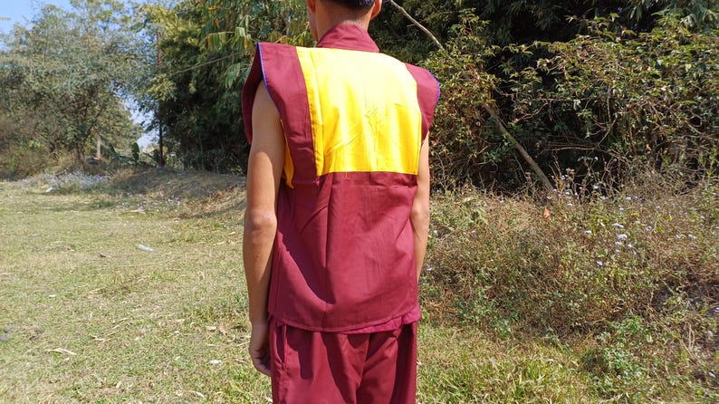 Tibetan Buddhist Monk Dhonka,buddhist Monk Jacket ,monastry Style ...