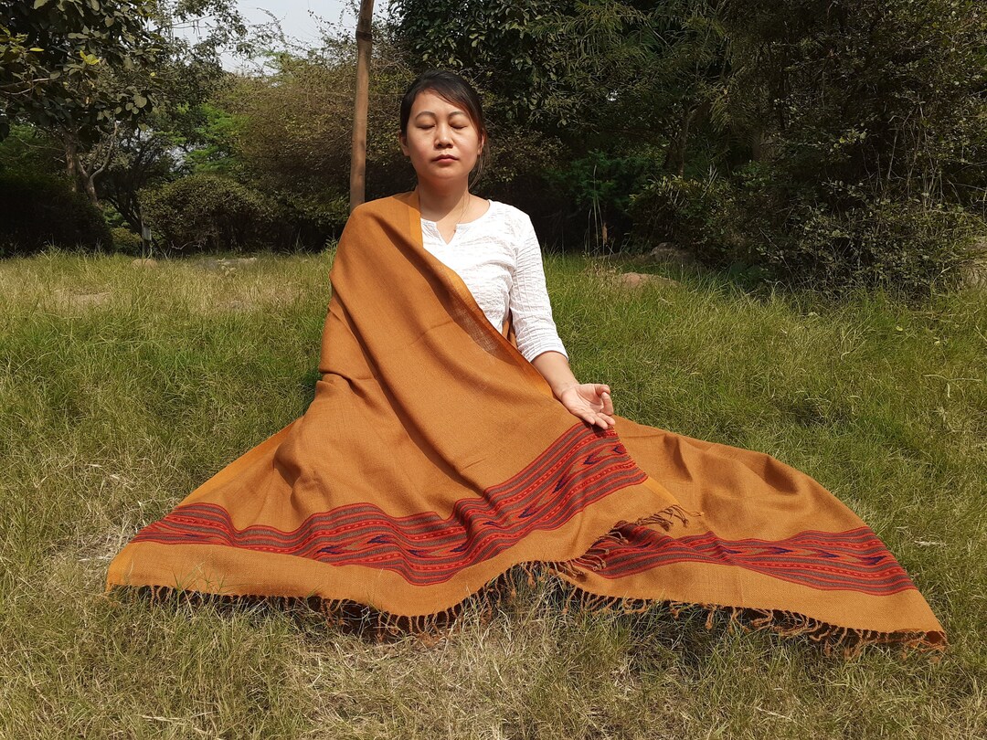 Mustard Yellow Handwoven Pure Himalayan Sheep Wool Meditation Shawl ...