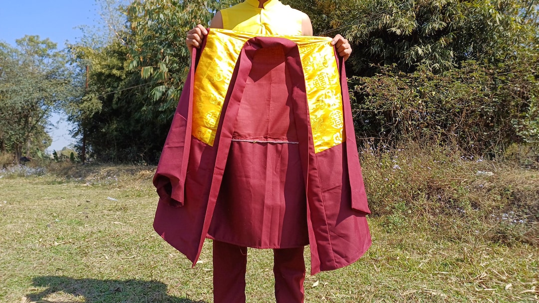 Tibetan Buddhist Monk Dhonka,buddhist Monk Jacket ,monastry Style ...