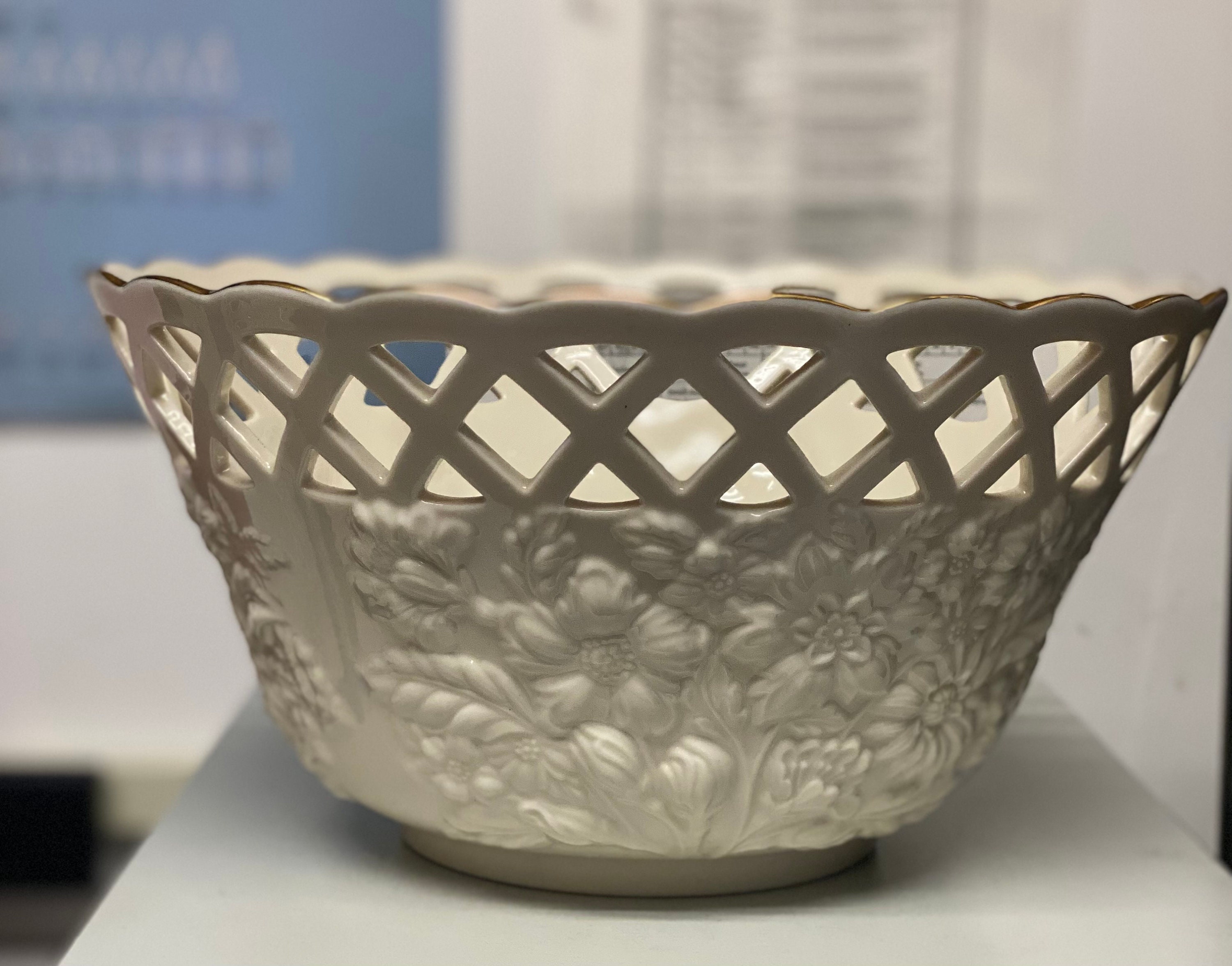 Large Vintage LENOX Bowl With Lattice Gold Trim and Flowers - Etsy