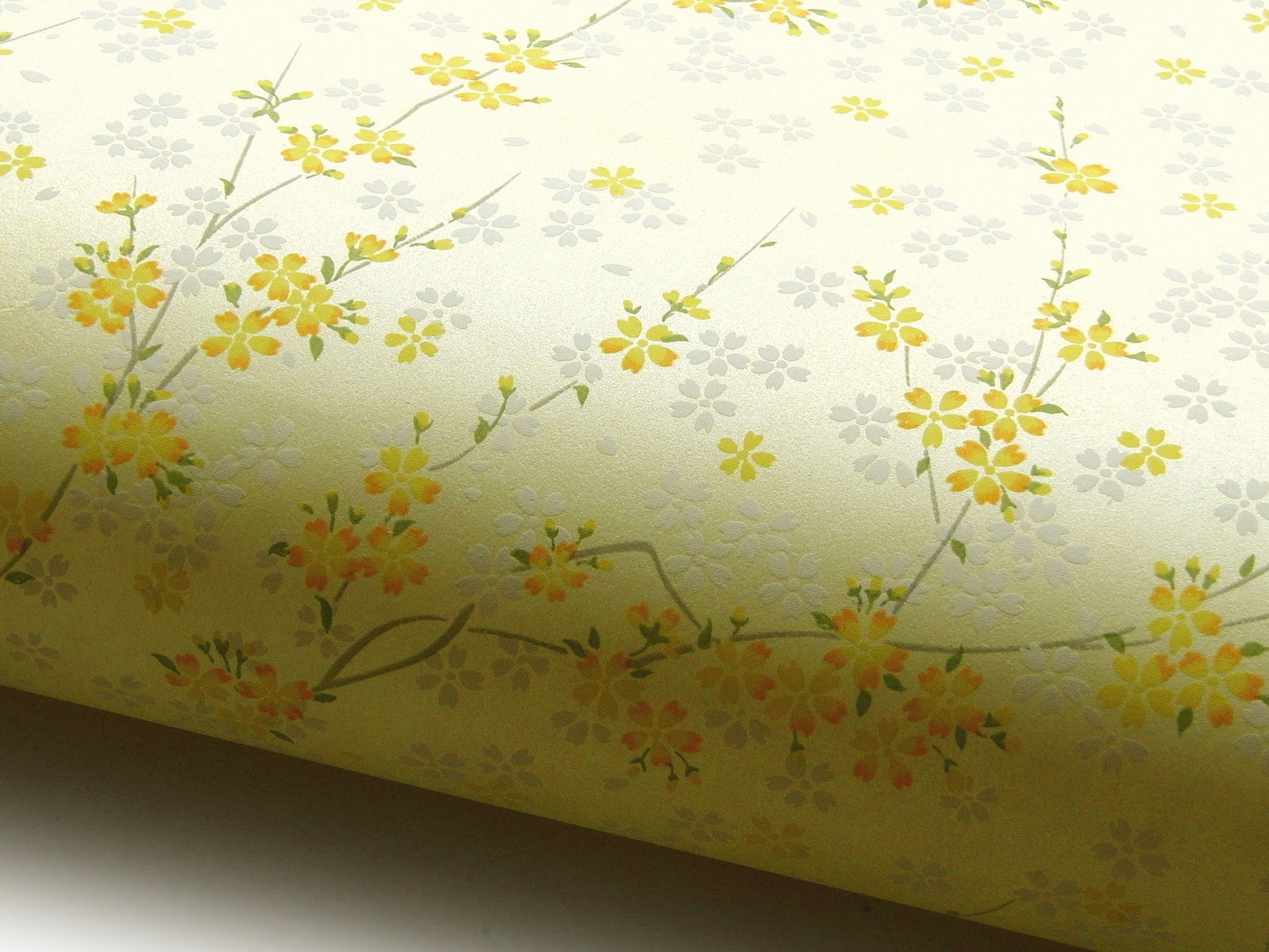 Japanese Paper Yuzen "white and Yellow Cherry Blossoms on Light Yellow ...