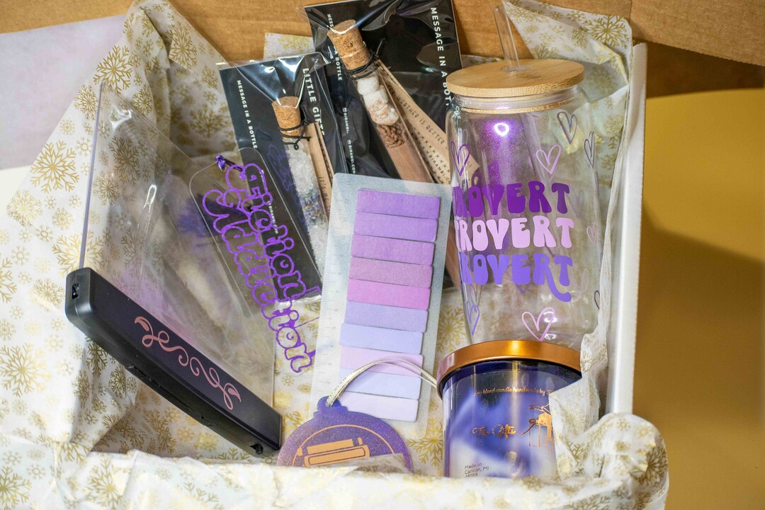 The Gifts Moodbox| Purple Themed| Readers Self-care Box| Reading ...