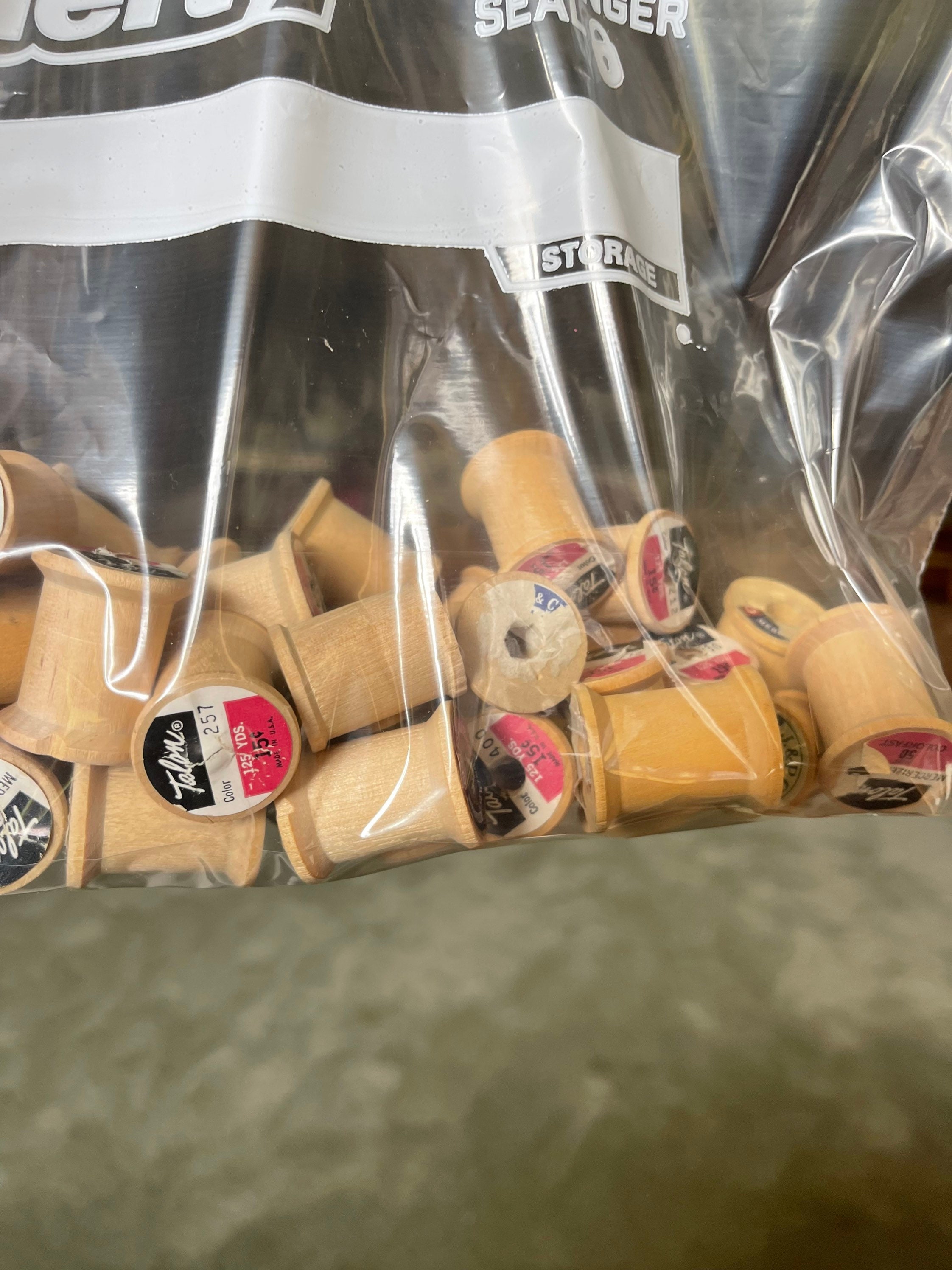 30 Vintage Thread Spools - Etsy