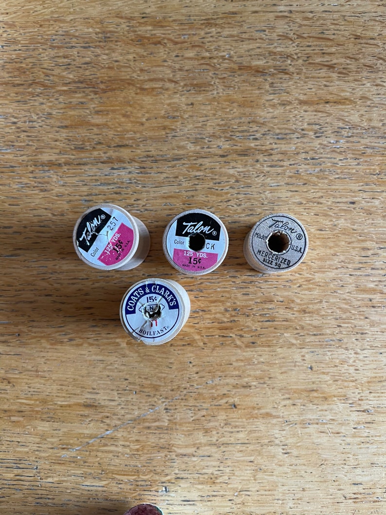 30 Vintage Thread Spools - Etsy