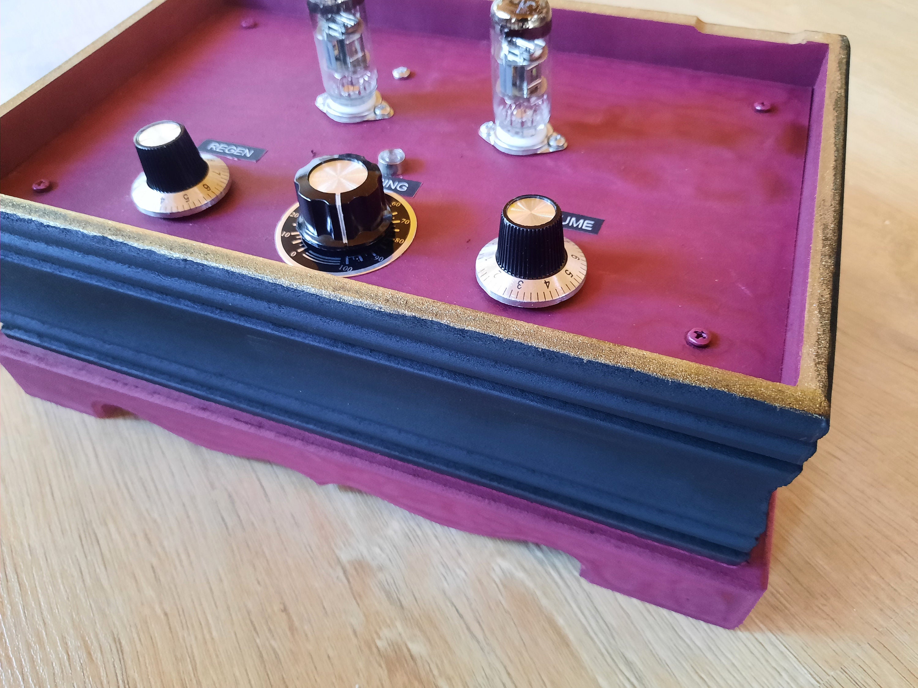 A Great Handmade Super High Performance 12 Volts Shortwave Regen Radio ...