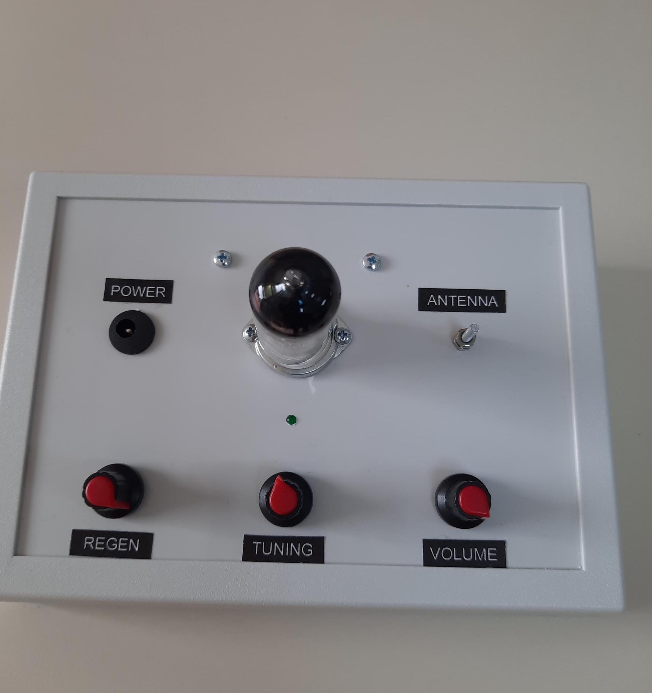 A 1T4 Tube Shortwave Regen Radio Crystal Clear - Etsy