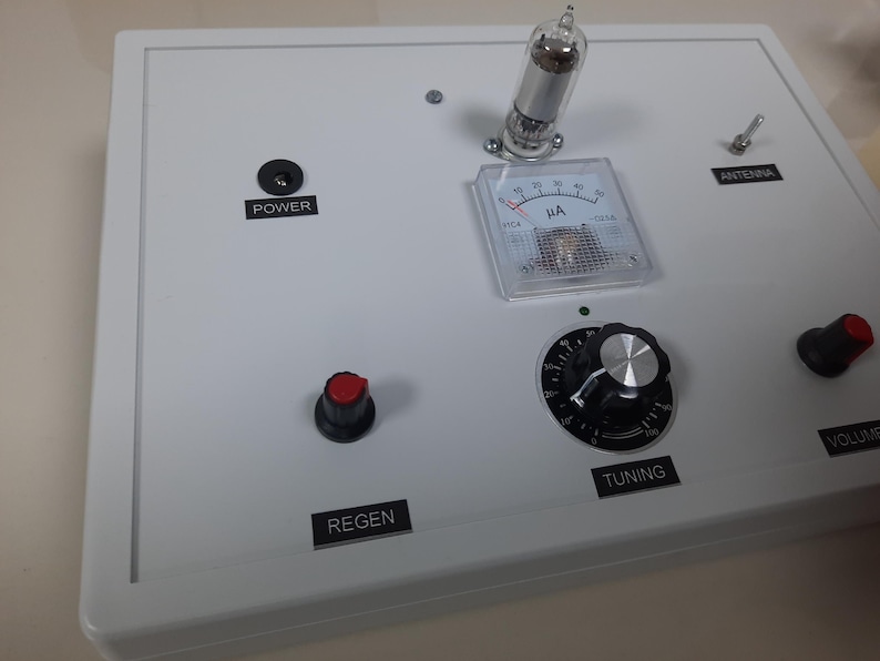 A Handmade Shortwave 1T4 Tube Super High Performance Regen Radio ...