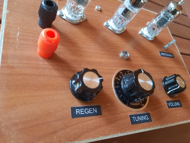 A Handmade Three Tube Super High Performance Regen Radio Receiver for 5 ...