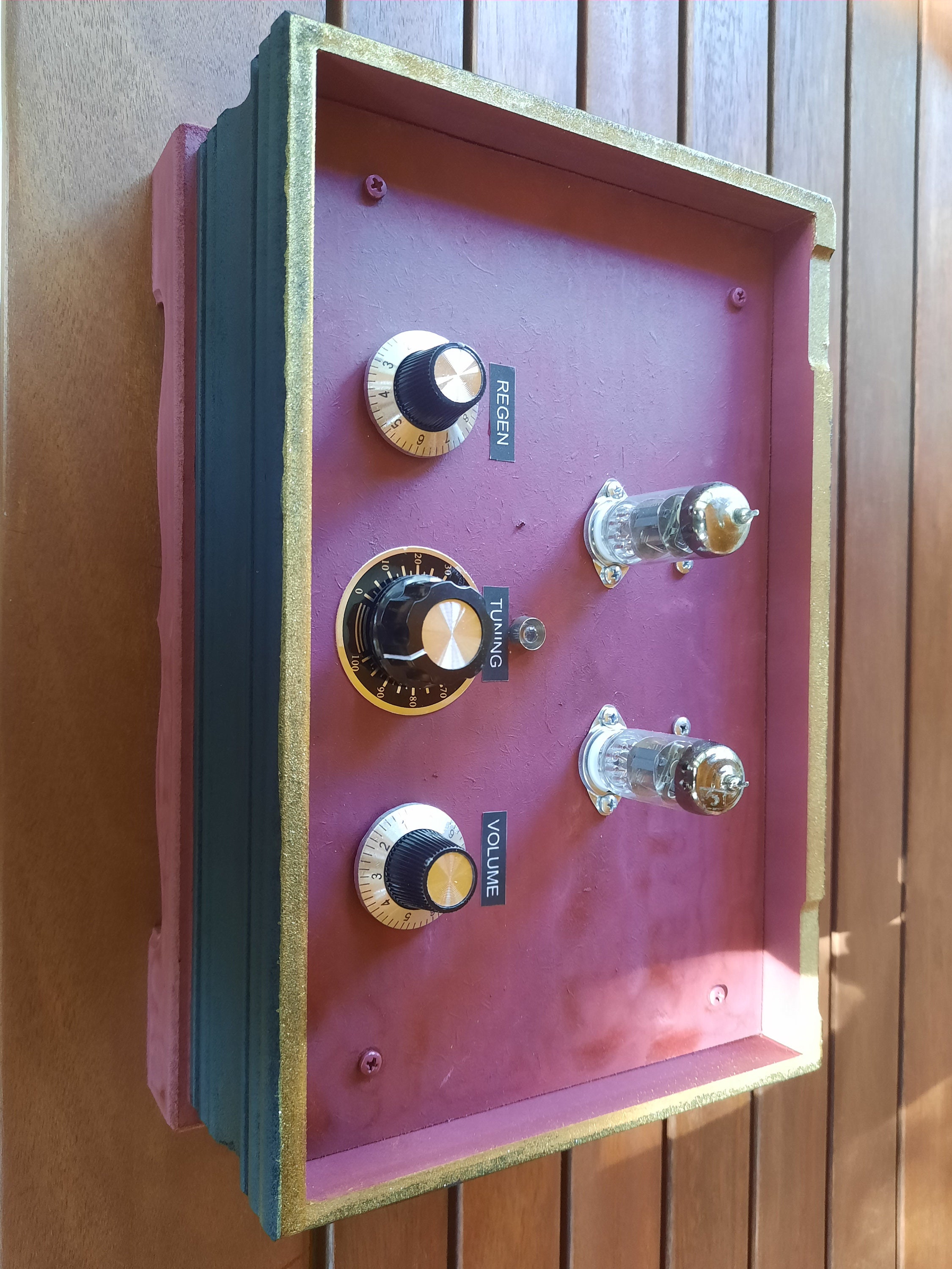 A Great Handmade Super High Performance 12 Volts Shortwave Regen Radio ...