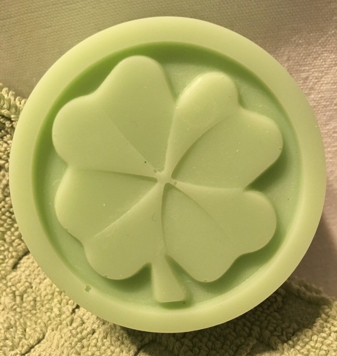 Peppermint 4 Leaf Clover - Etsy