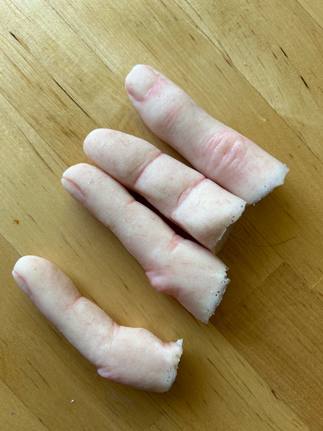 1 Severed Gelatine Finger Prosthetic Prop. Perfect for TV, Film, Stage ...