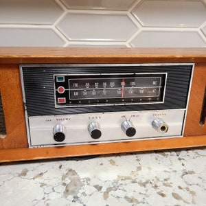 1972 Strauss Wooden AM FM Radio, Model LT-788, Solid State Transistor ...