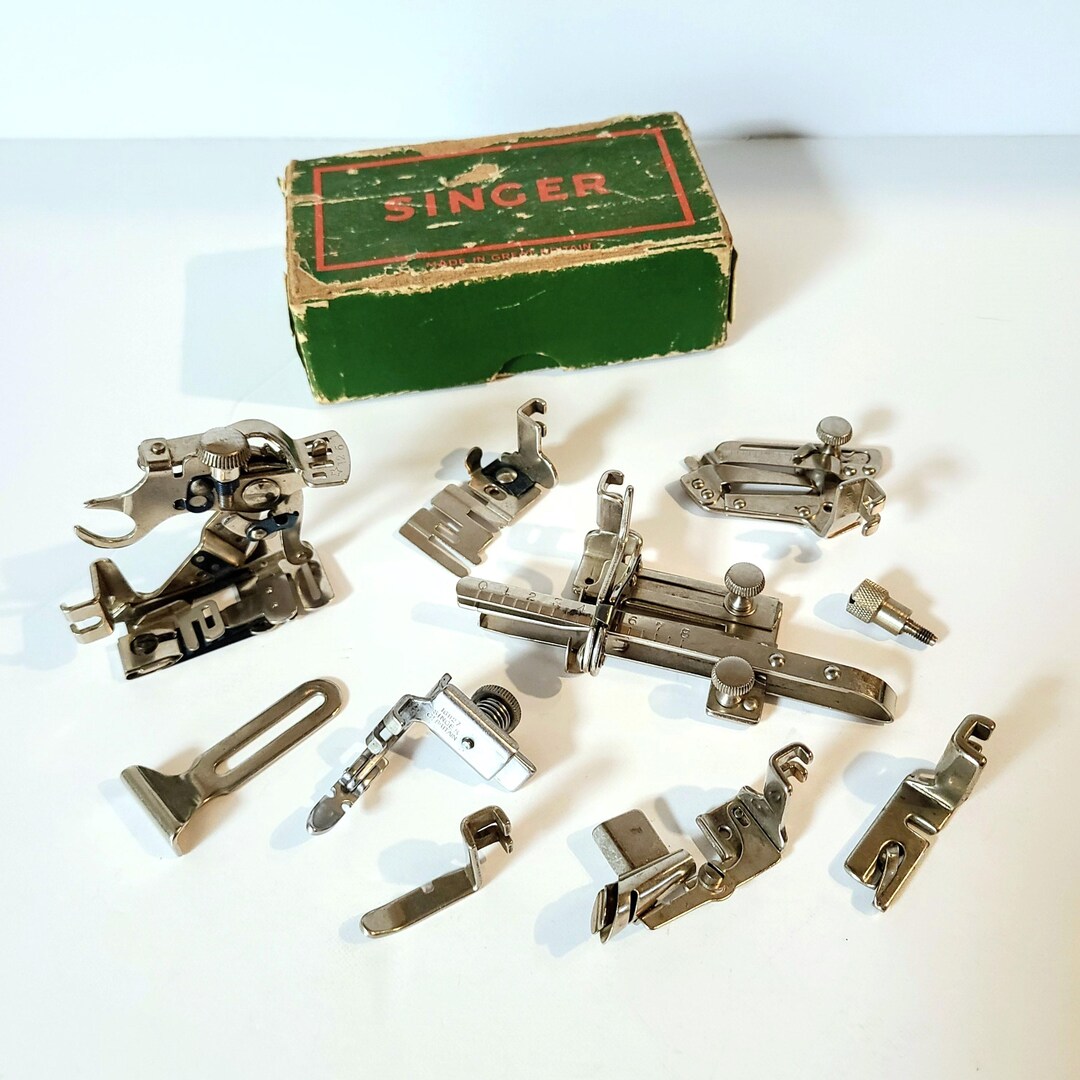 Vintage 1940s SINGER Sewing Machine Attachments, 10 Pieces, Genuine ...