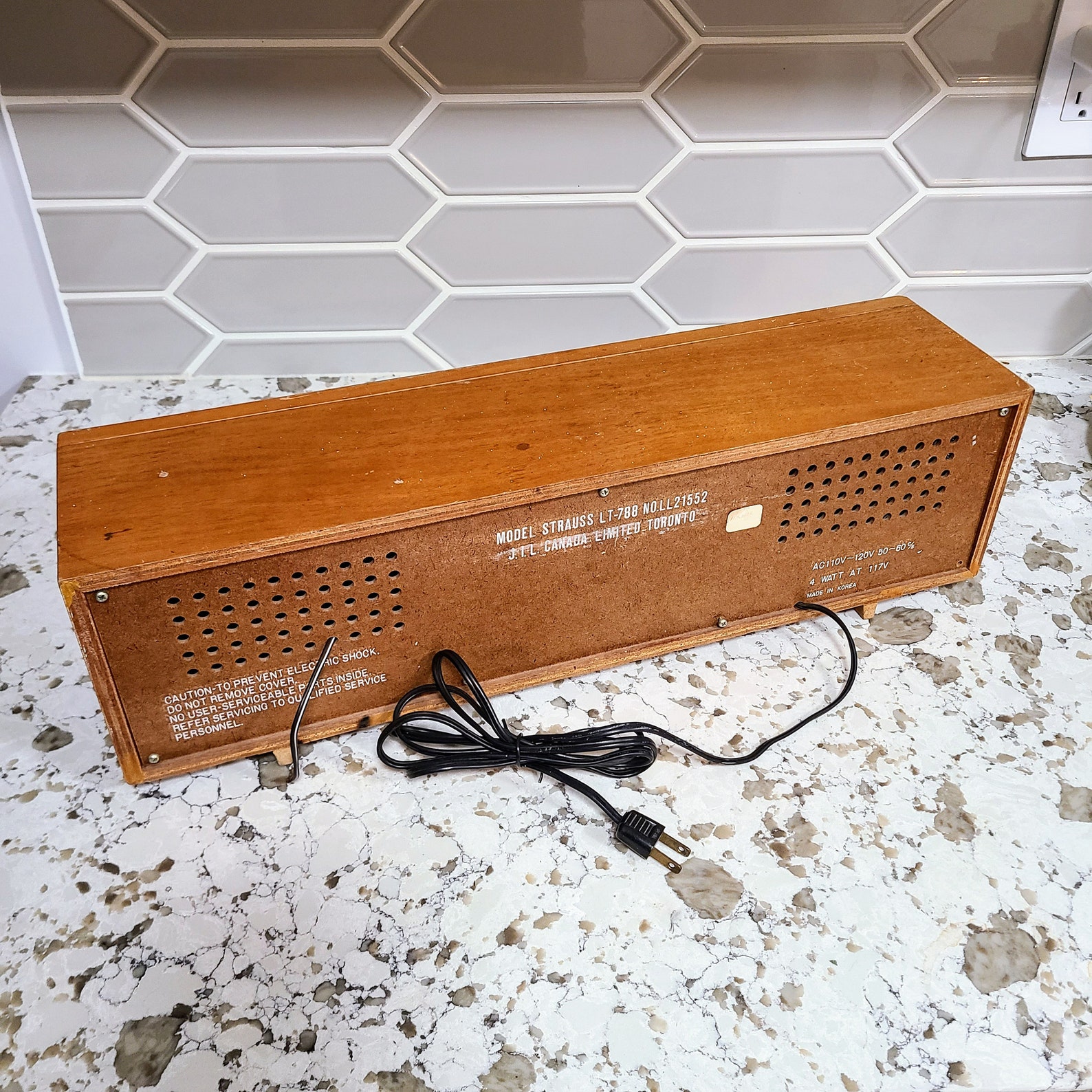 1972 Strauss Wooden AM FM Radio Model LT-788 Solid State - Etsy