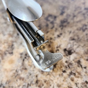 1950s Neva-clog J-30 Metal Stapler, Made in USA by Nevaclog Products ...