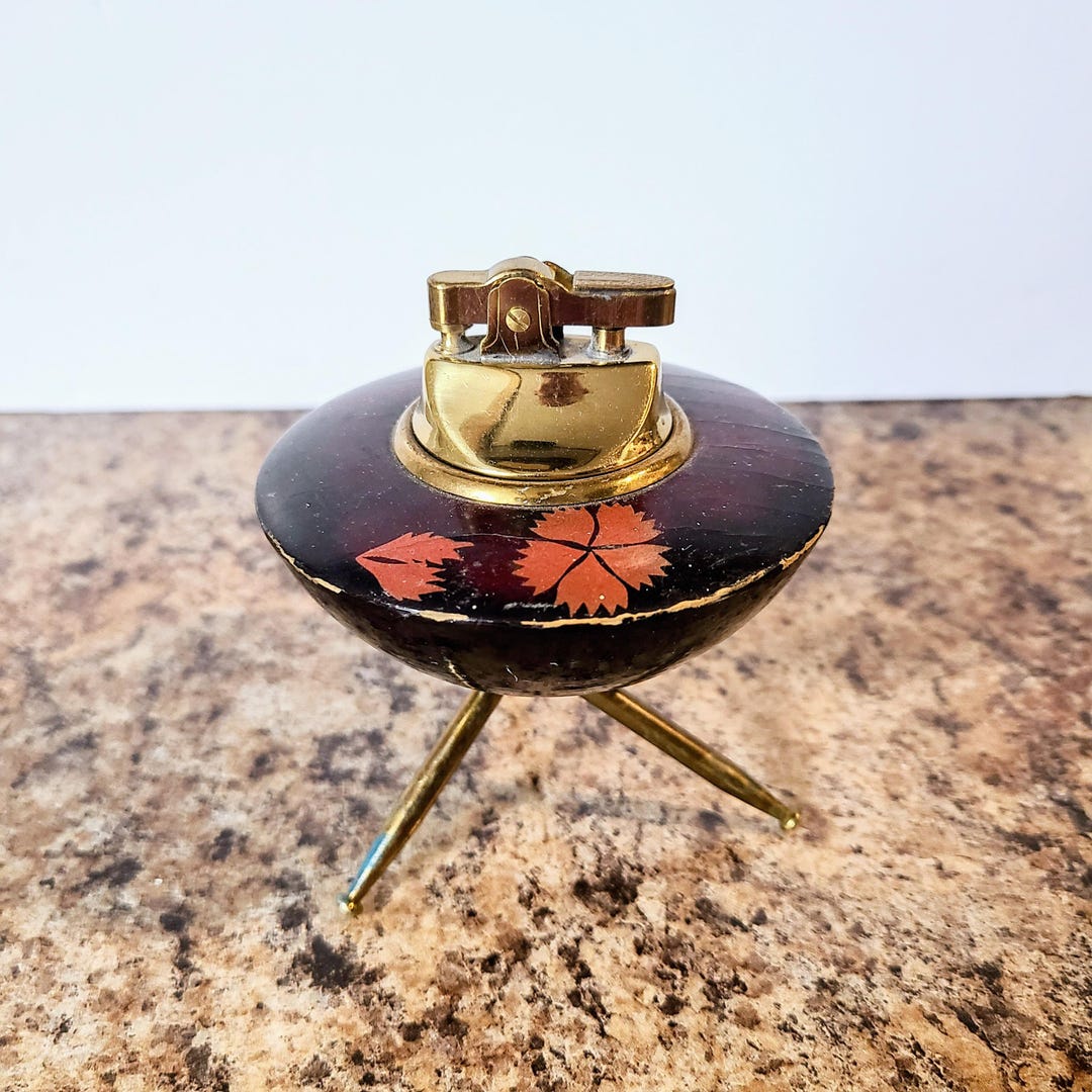 1950s Flying Saucer UFO Cigarette Lighter, 3 Legged Pedestal Table ...