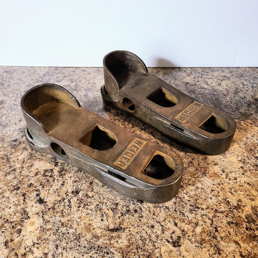 Vintage Weider Weight Lifting Iron Shoes, 2 X 5lb Cast Iron Foot ...