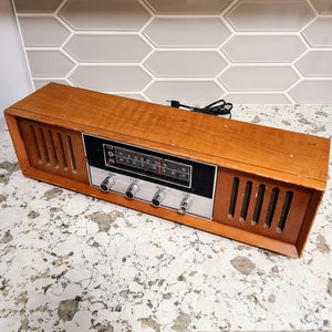 1972 Strauss Wooden AM FM Radio, Model LT-788, Solid State Transistor ...