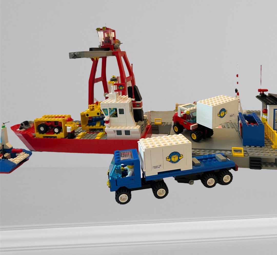 LEGO Vintage Launch and Load Seaport/international Seaport/the ...