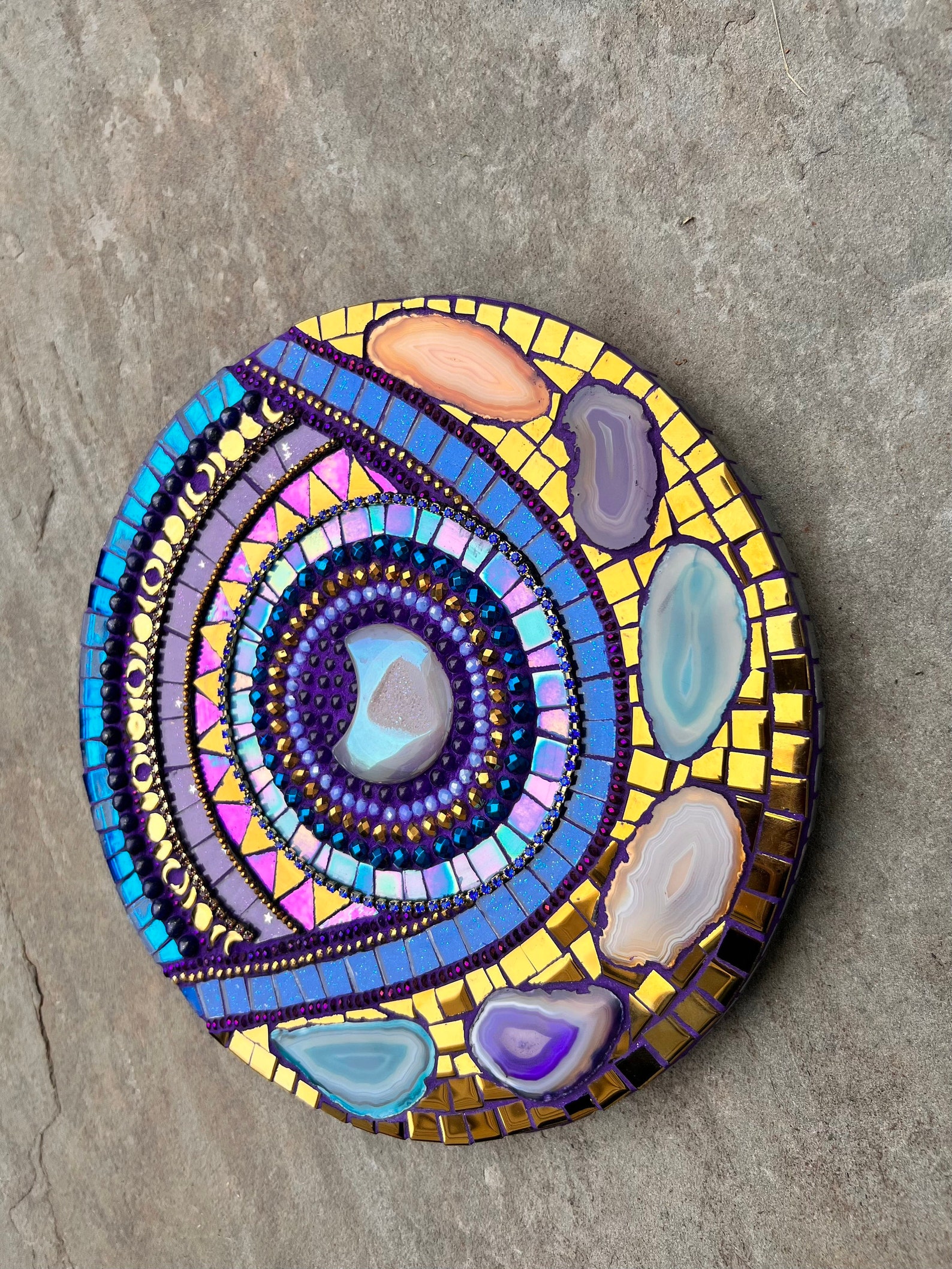 Royal Moon Inspired and in Honor of HM Elizabeth II in the Royal Colors ...