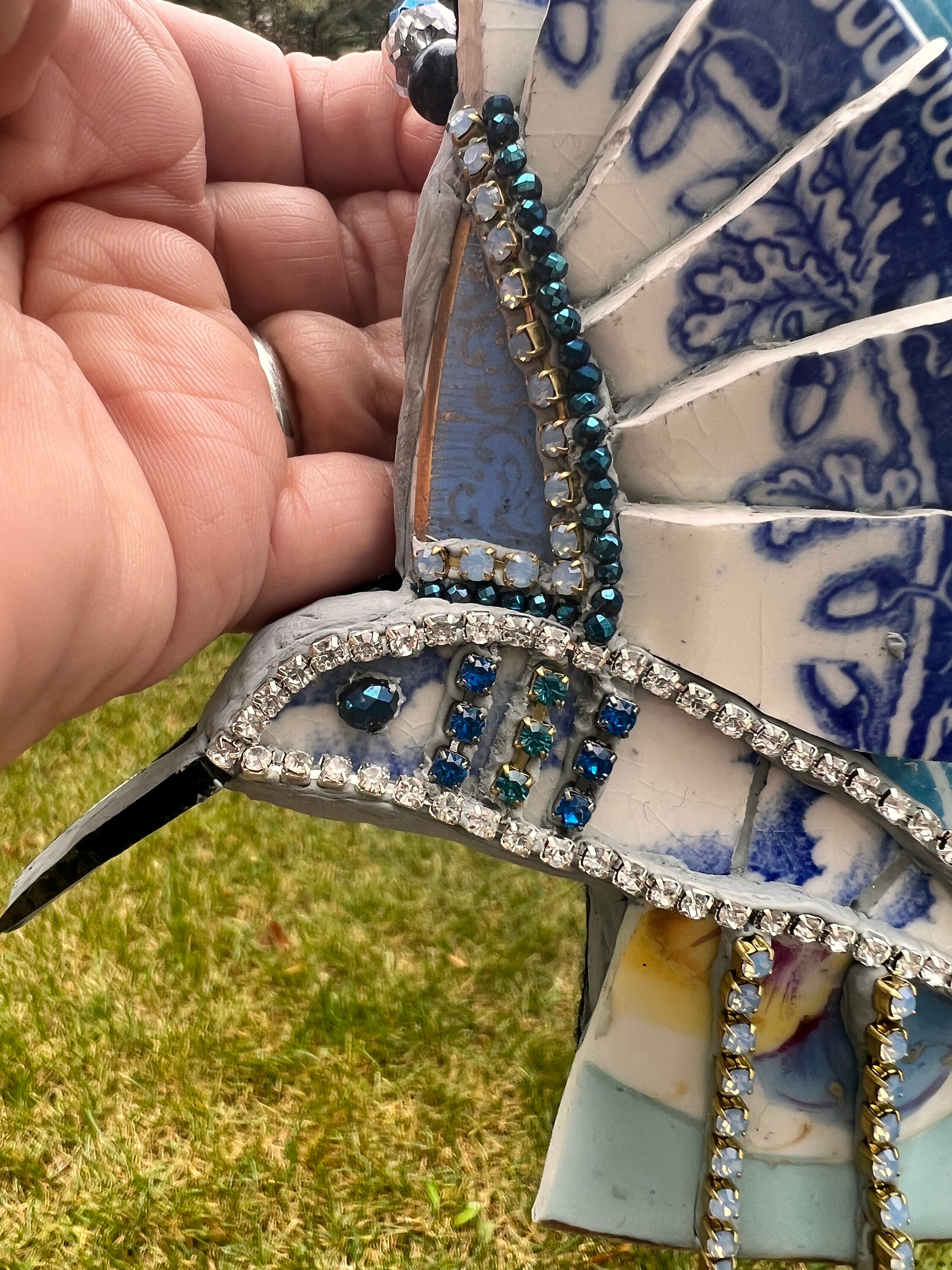 HUMMINGBIRD Unique Vintage China Embellished Hummingbird Mosaic ...