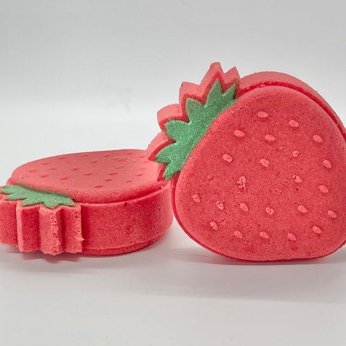 Strawberry Bath Bomb. Cute Bath Bomb. Strawberry Fields. Bath - Etsy