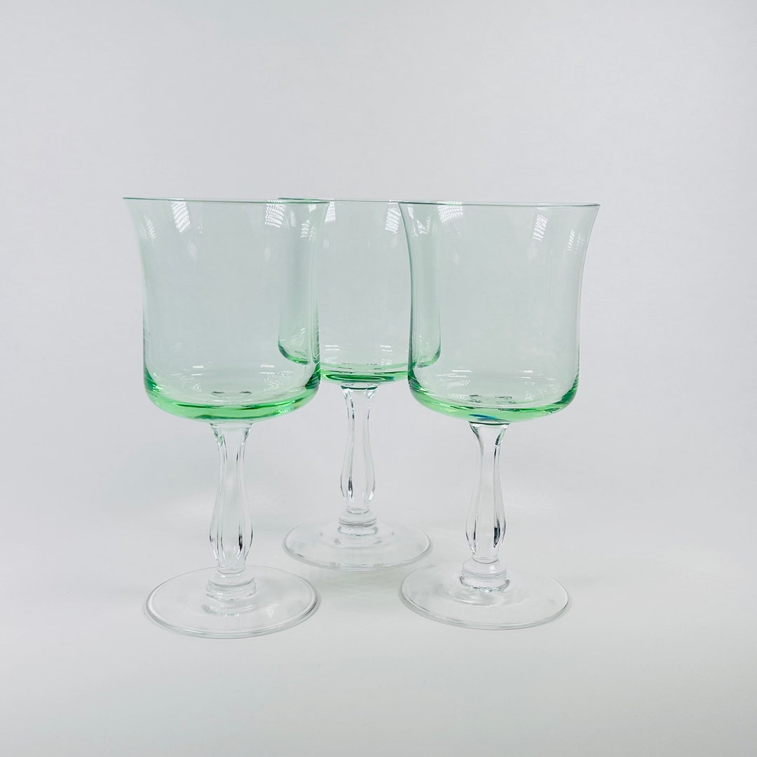 Vintage Green Glass Madeira Wine Liquor Liqueur Cordial Shot Glasses ...