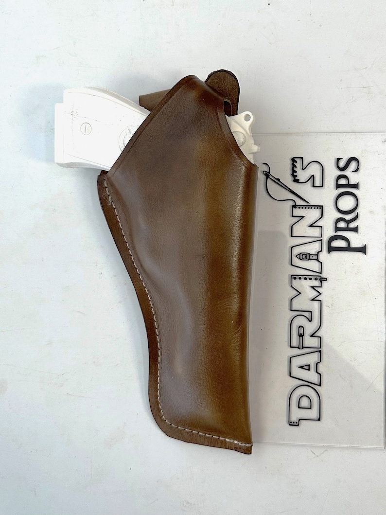 The Last of Us Joel Miller Revolver on the Belt Holster - Etsy