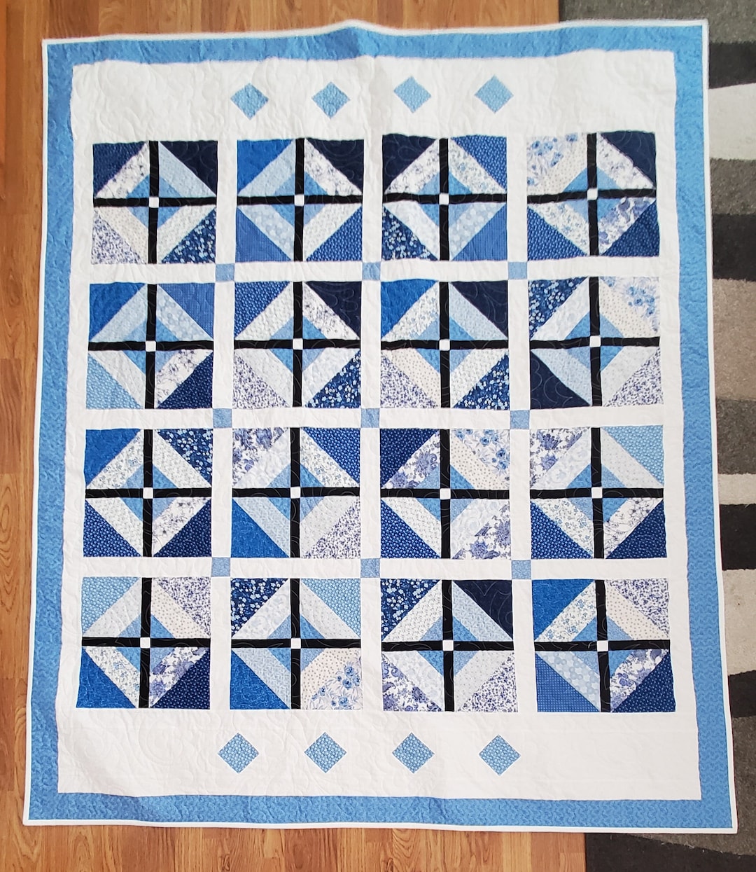 CAFE WINDOWS QUILT - Etsy