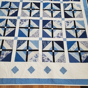 CAFE WINDOWS QUILT - Etsy
