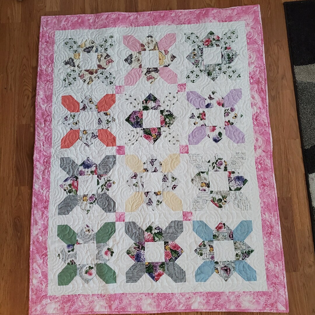 Pastel Prairie Flower Quilt - Etsy