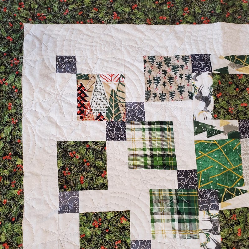 Disappearing Nine Patch Christmas Quilt - Etsy