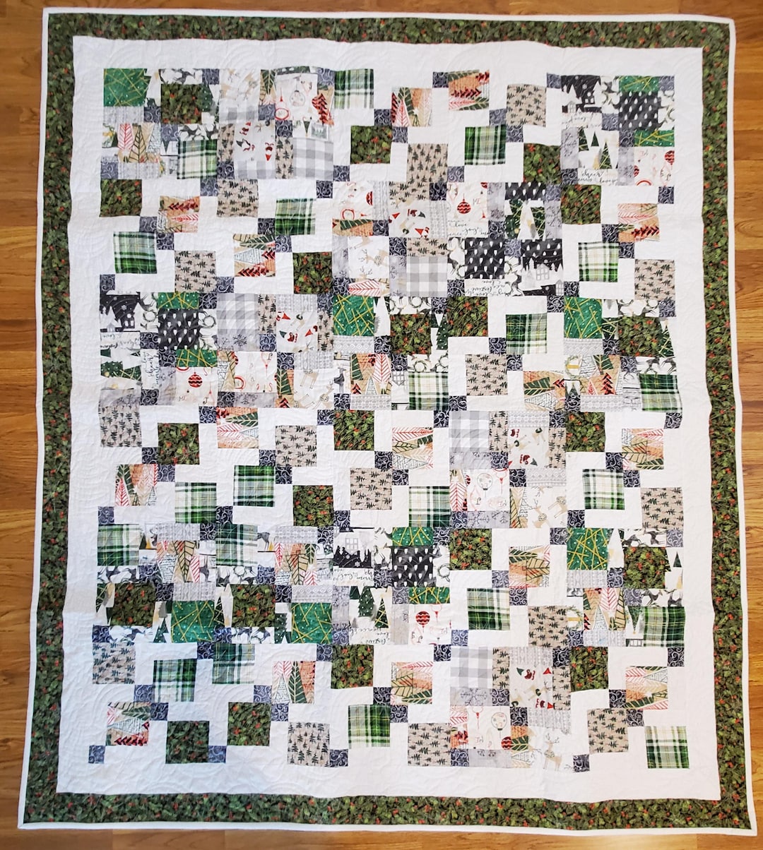Disappearing Nine Patch Christmas Quilt - Etsy