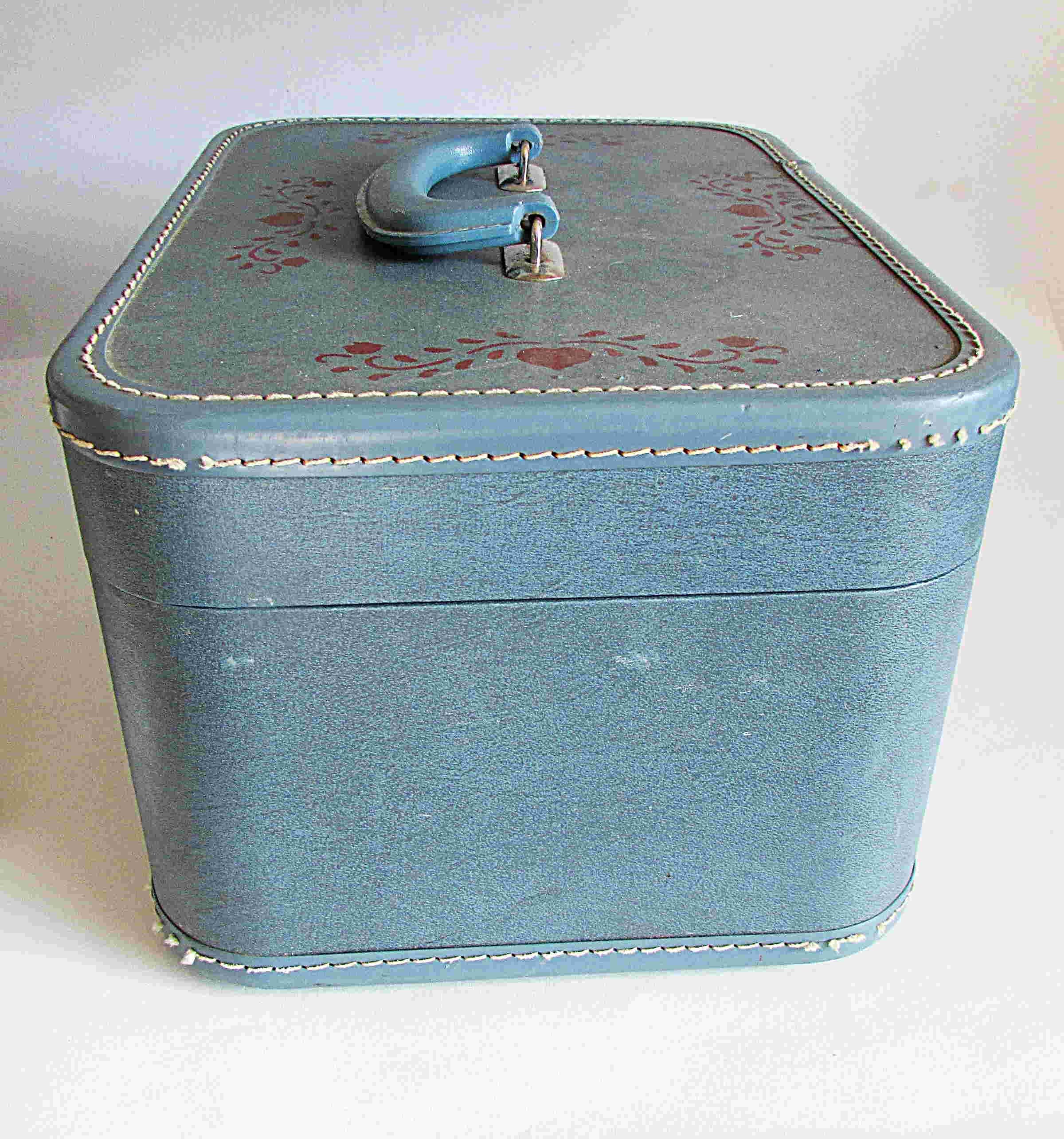 1960s Blue Hard Shell Train Case, Vintage Monarch Luggage (13.75 X 10. ...