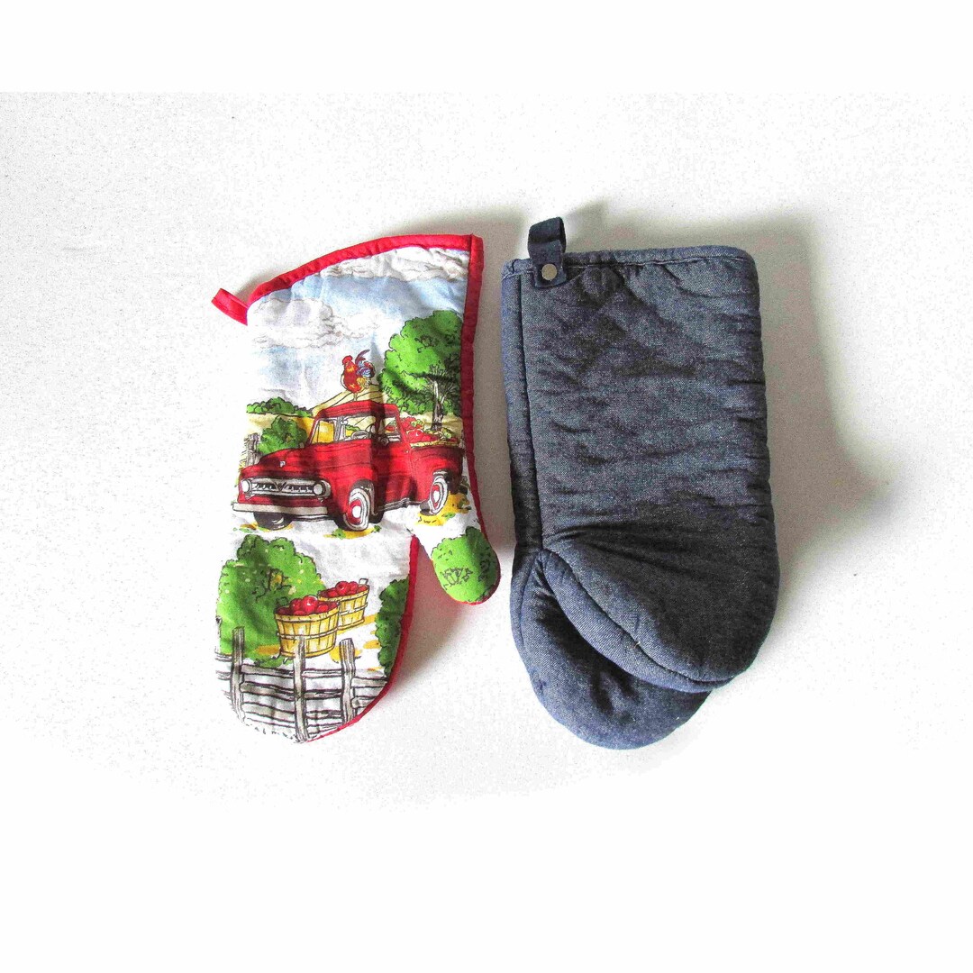 2 Kitchen Glove Thick Oven Mitts Red Farm Truck Blue Denim Pot Holders ...