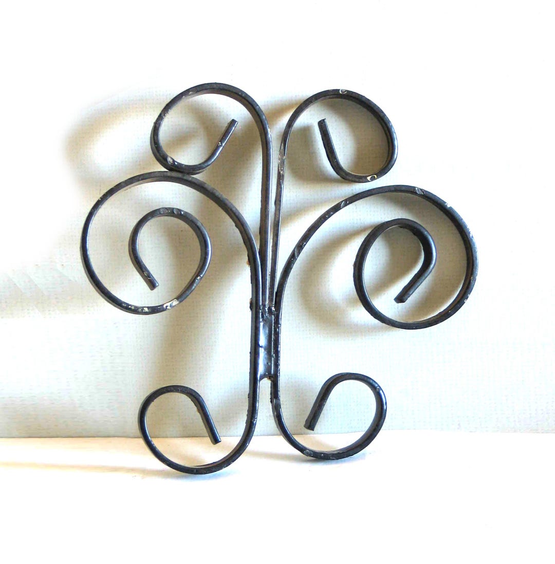 Primitive Black Wrought Iron Swirl Trivet Hand Made Vintage 8 Inches ...