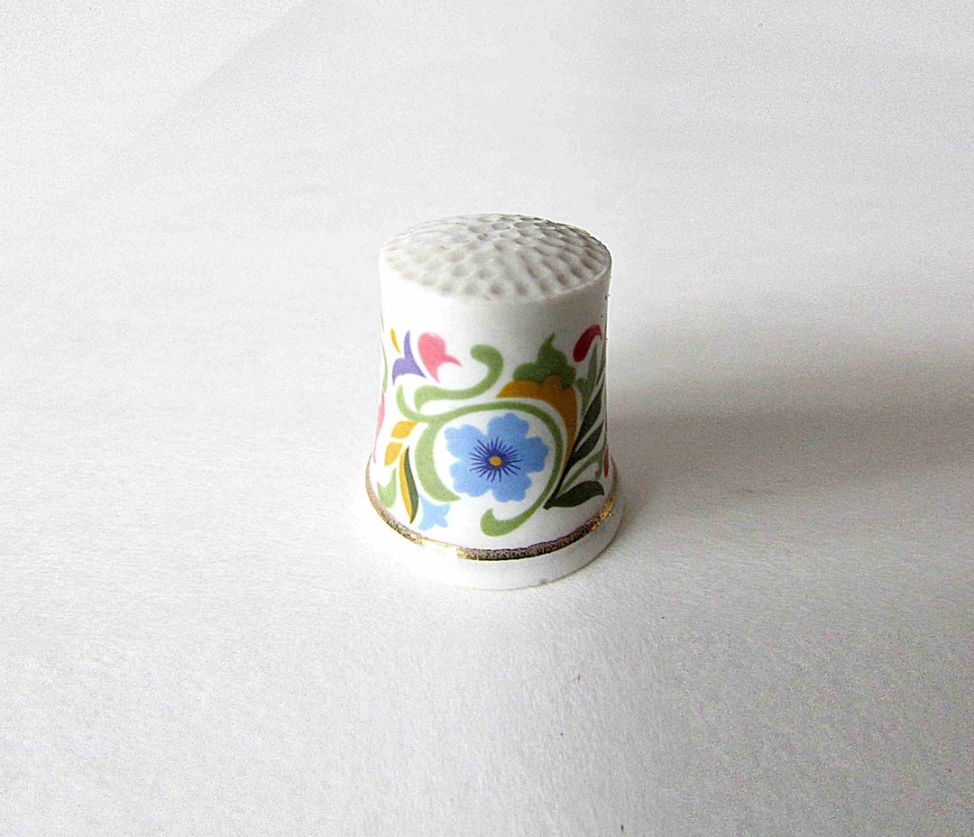 Vintage Avon Floral Flowers Porcelain Thimble 1974 7/8" Tall FREE SH - Etsy