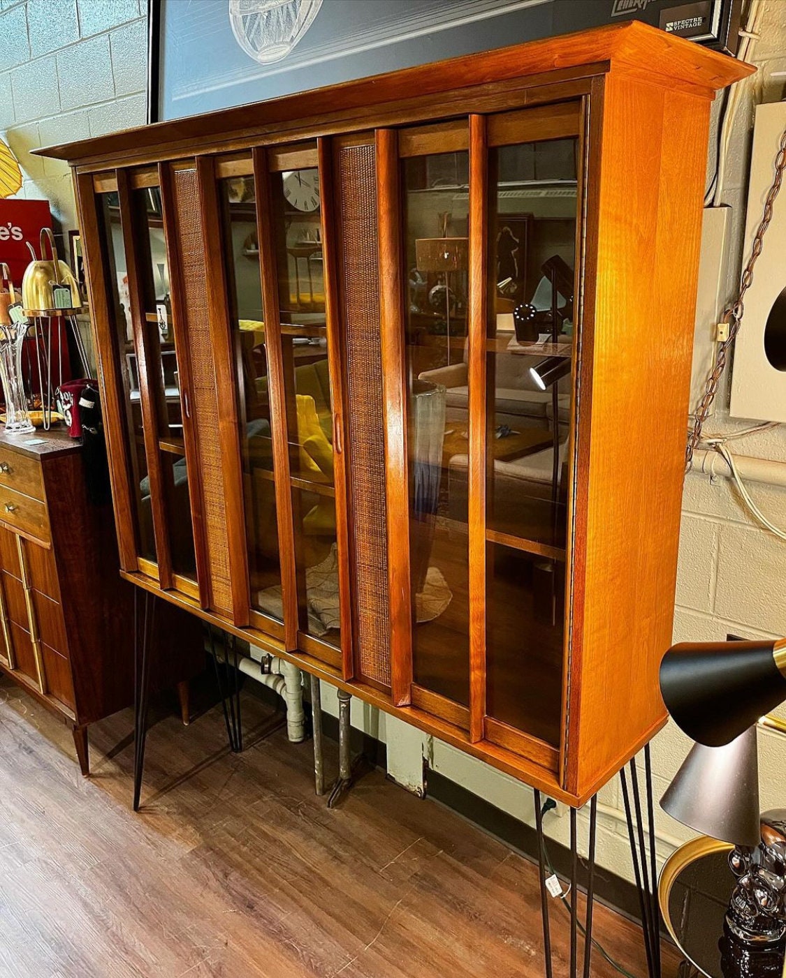 Mid-century Modern Display Cabinet by American Martinsville - Etsy