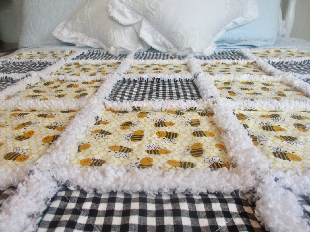 Bumble Bee Rag Quilt / Handmade Baby Rag Quilt / Child Rag Quilt / Lap ...