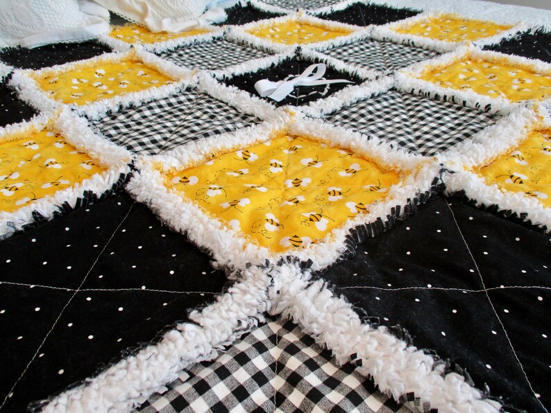 Bumble Bee Rag Quilt / Handmade Baby Rag Quilt / Child Rag Quilt / Lap Quilt / Quilted Throw ...