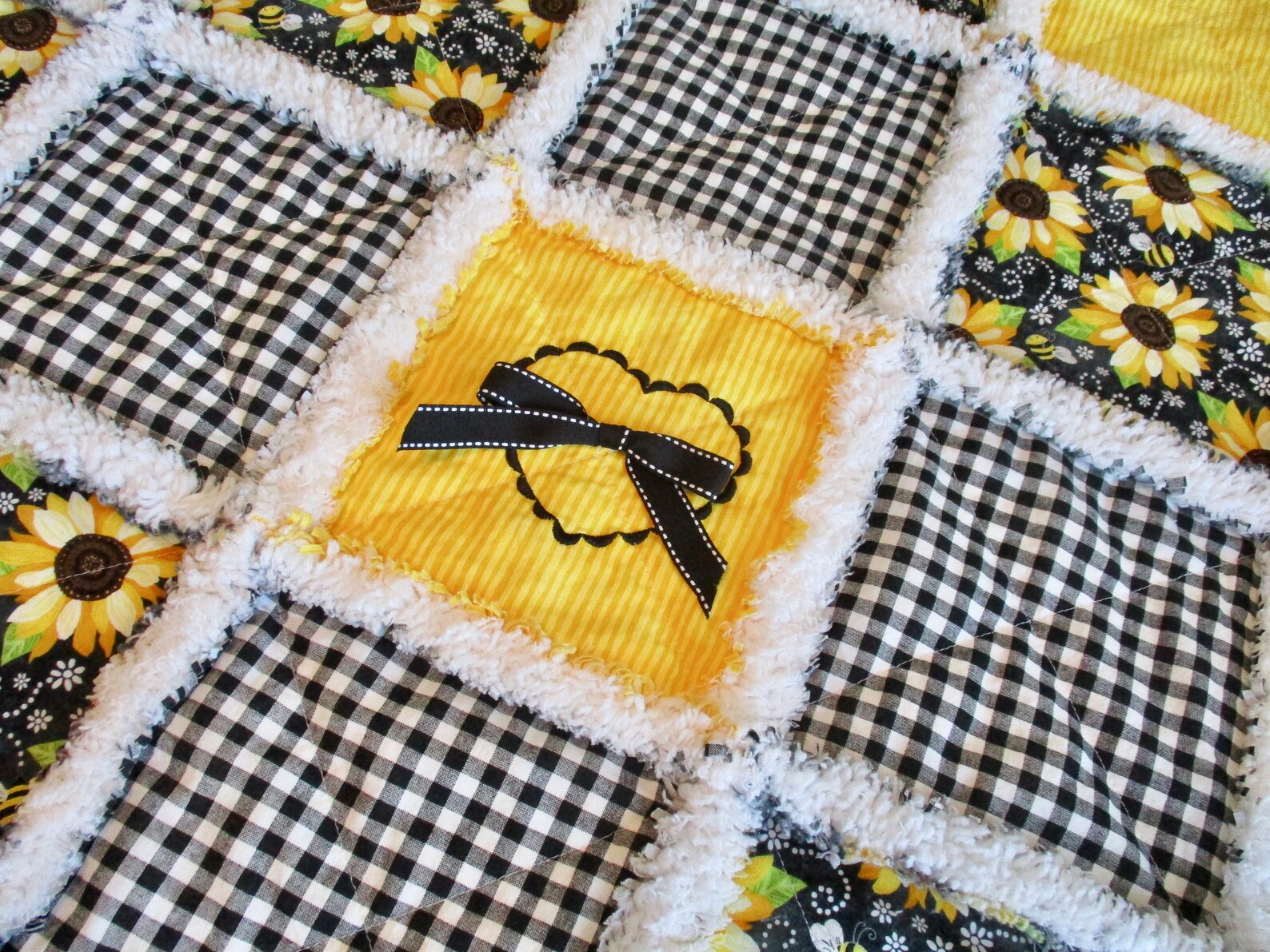 Sunflower/bumble Bee Rag Quilt / Baby Rag Quilt / Child Rag - Etsy