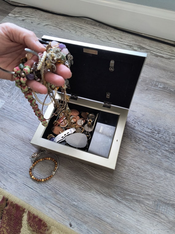 Jewelry Box Picture Frame Wall